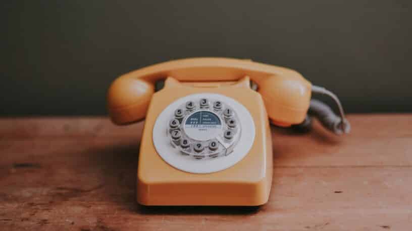 How Landline Phones Work: The Science Behind Telephones - TechDipper